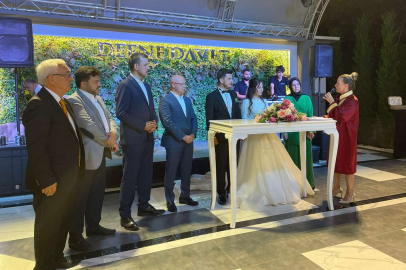 Kavurmacı ve Paşaoğlu ailelerinin mutlu günü - Dijital Haber | İş ...