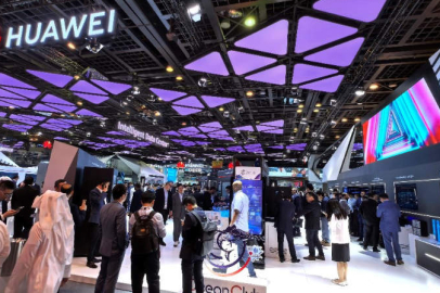 Li Peng: Huawei, müşterilerinin başarısı için yeniliklere imza atıyor ...